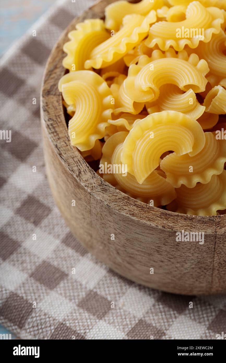 Creste di gallo pasta shape hi-res stock photography and images - Alamy