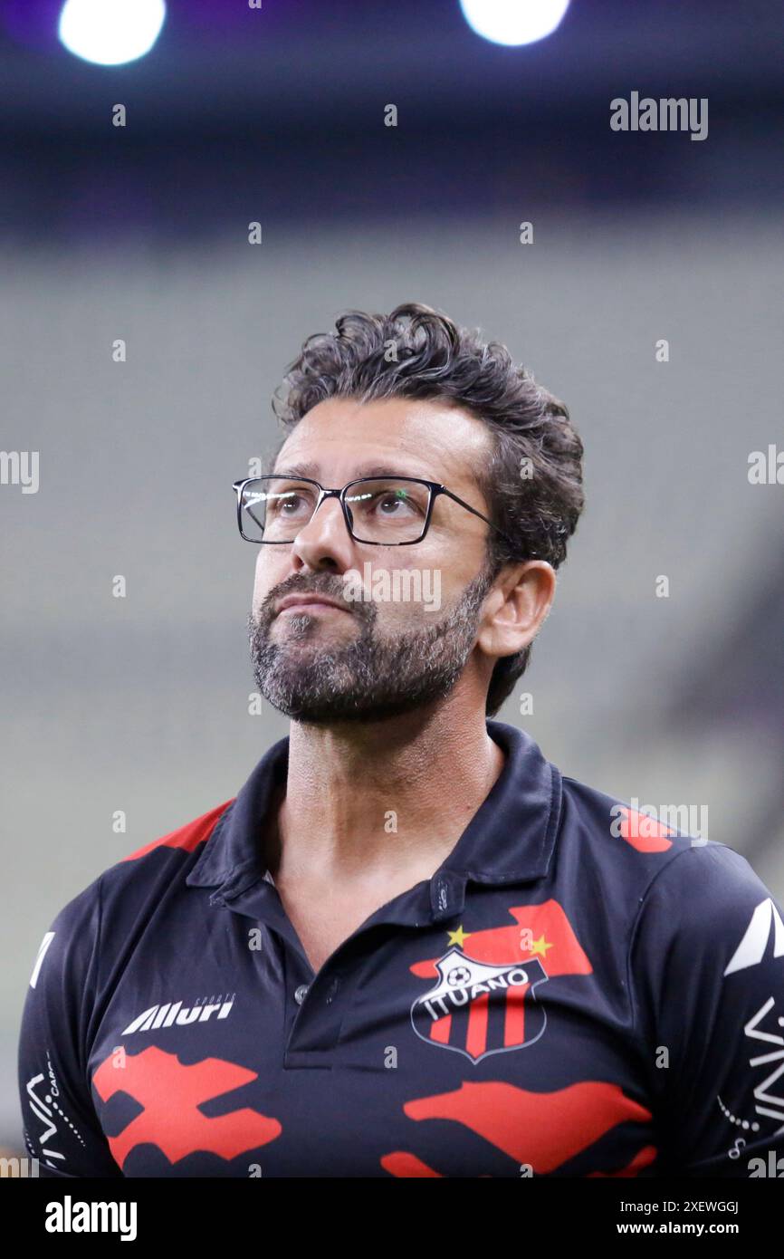 CE - FORTALEZA - 06/29/2024 - BRASILEIRO B 2024, CEARA x ITUANO - Alberto Valentin coach of ...