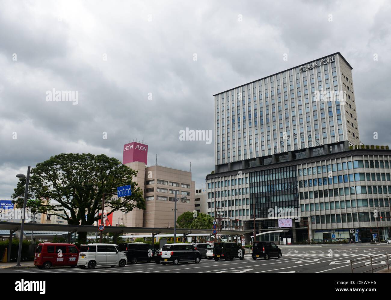 The Solaria Nishitetsu hotel and the buildings around the JR Kagoshima ...