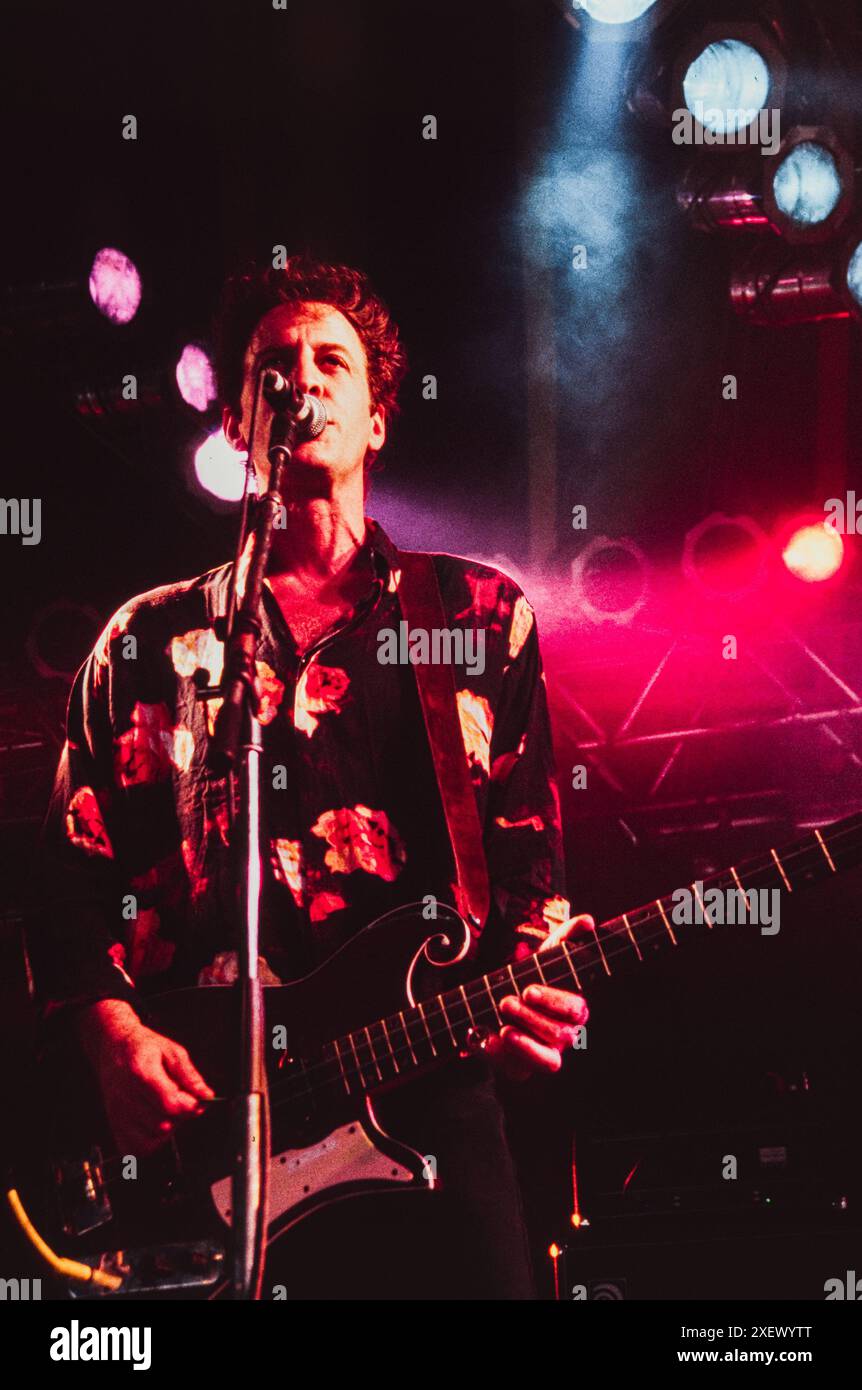 Reading, UK, 28 Aug., 1994: Cambridge, Mass.-based band Morphine played ...