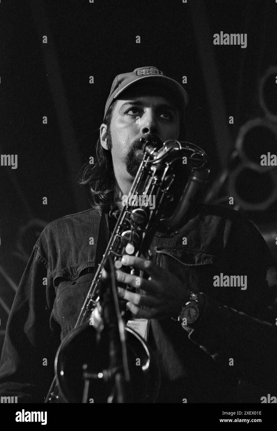 Reading, UK, 28 Aug., 1994: Cambridge, Mass.-based band Morphine played ...