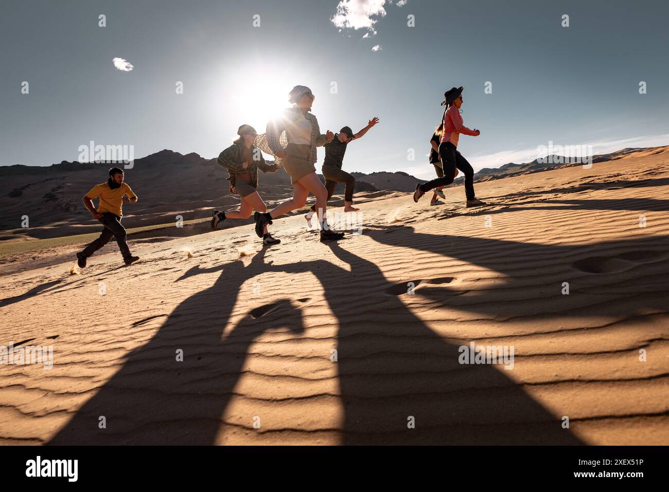 Adventure desert friends hi-res stock photography and images - Alamy