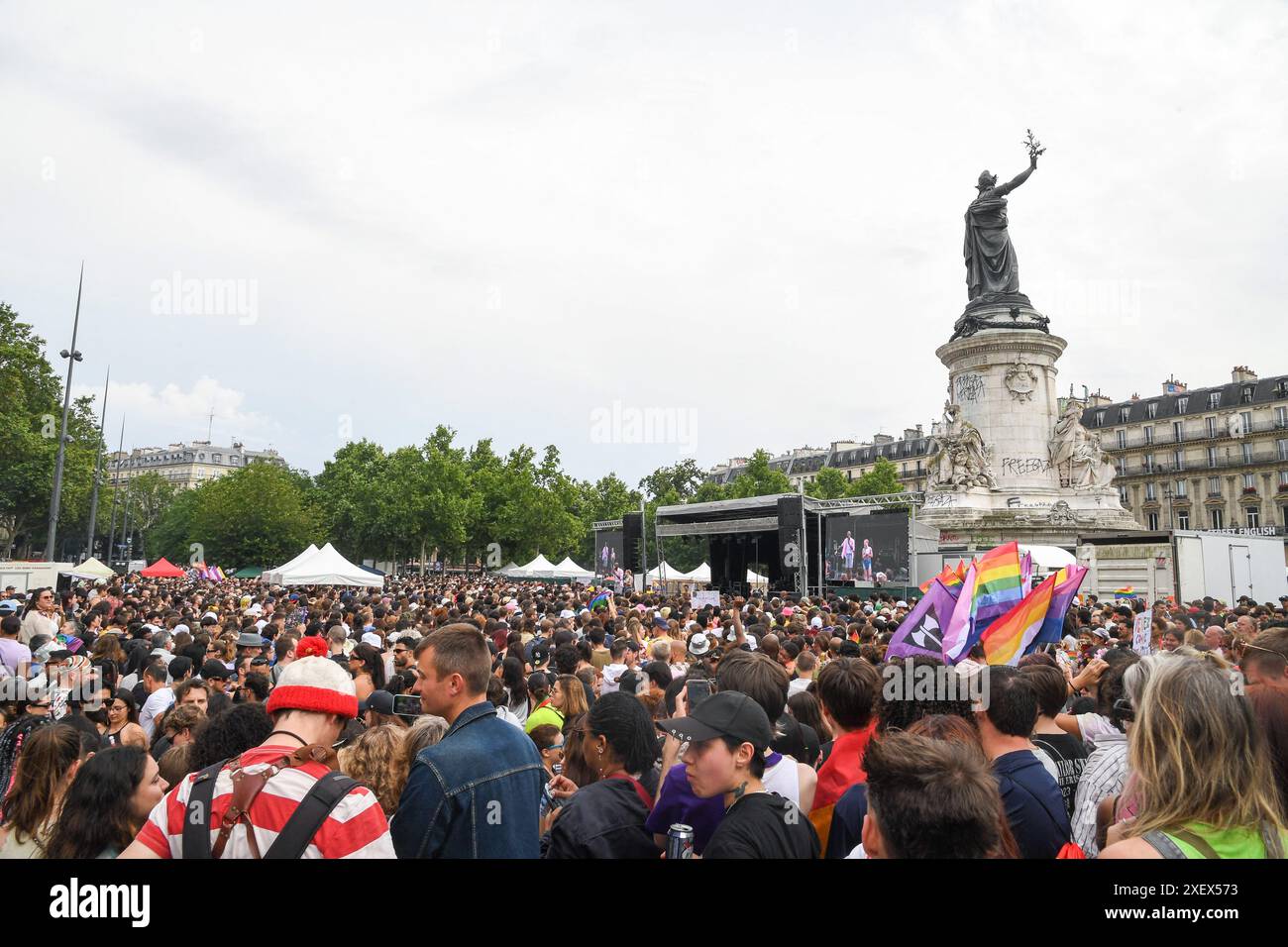 Paris, France. 29th June, 2024. People and members of the LGBTQ ...