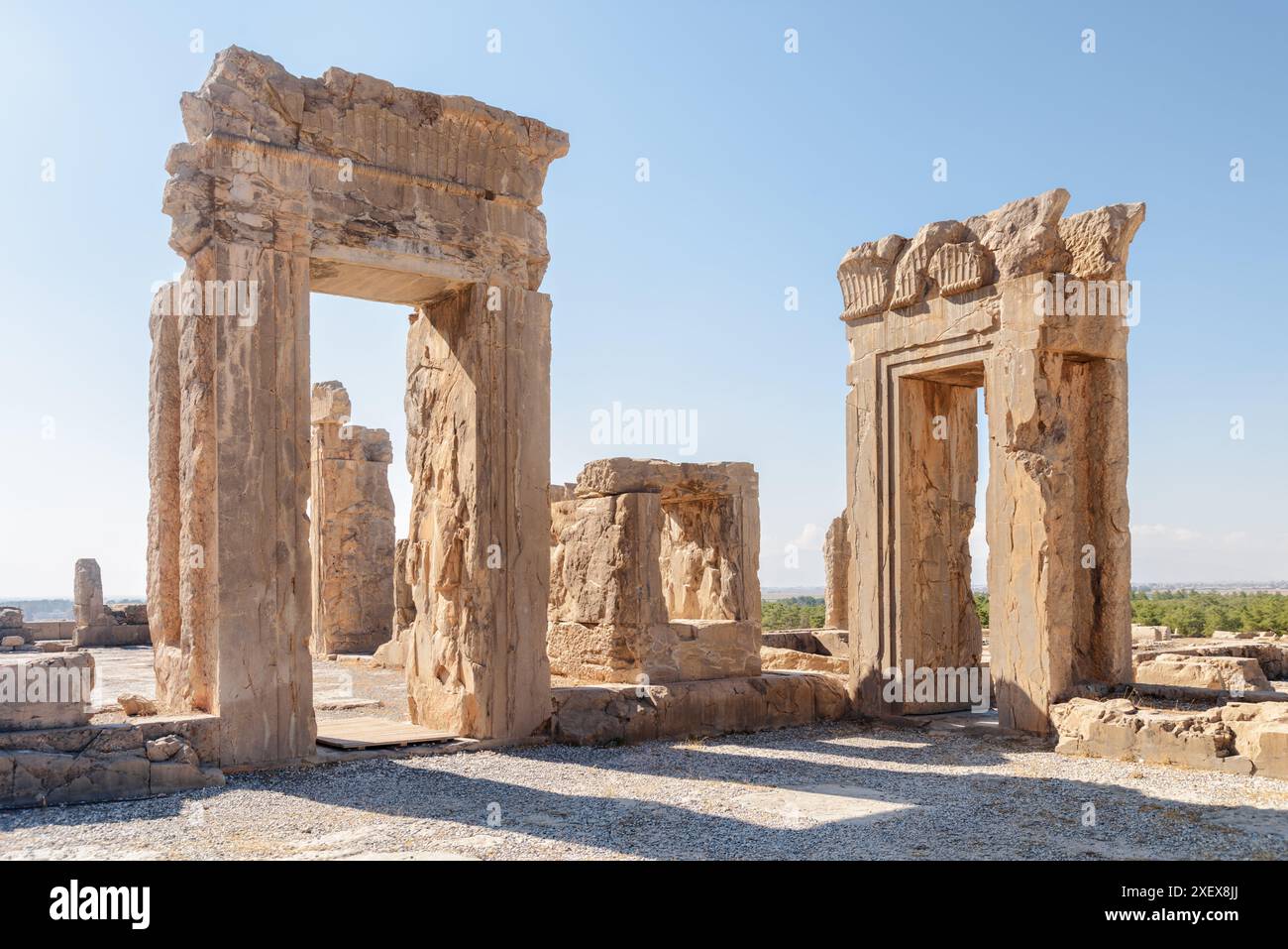 Fabulous view of ruins of the Hadish Palace (the Palace of Xerxes) on ...