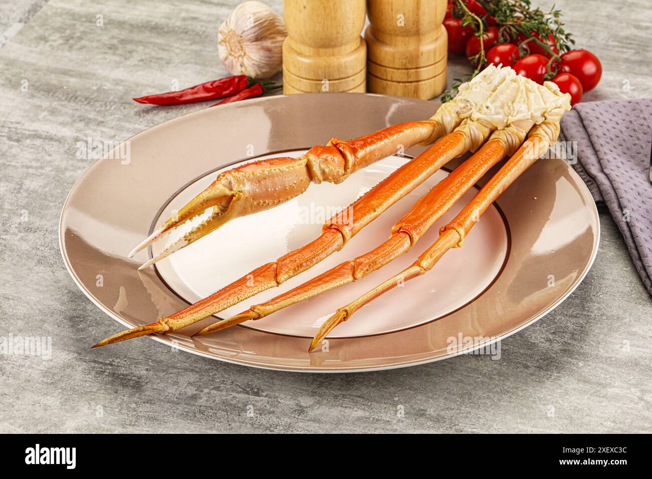 Delicous luxury boiled crab claw legs Stock Photo - Alamy