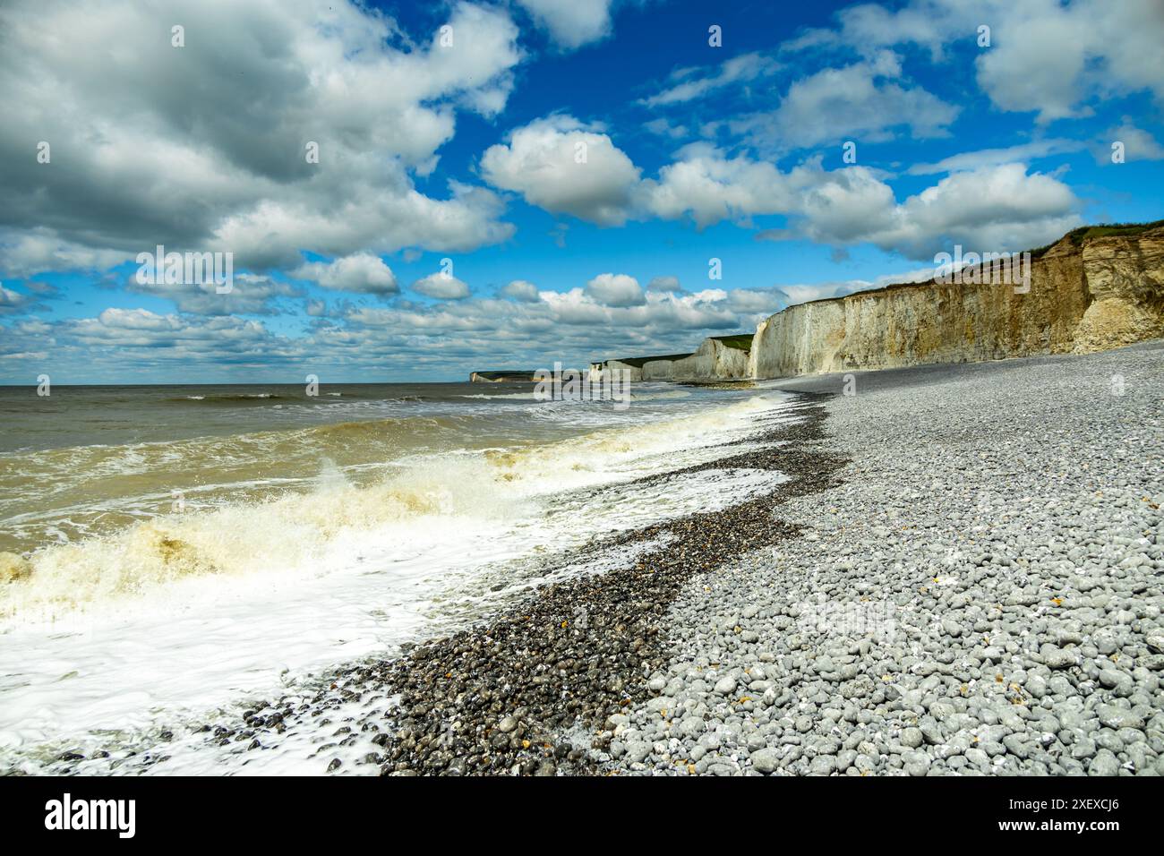Travelling along the south coast of England between Beachy Head and ...