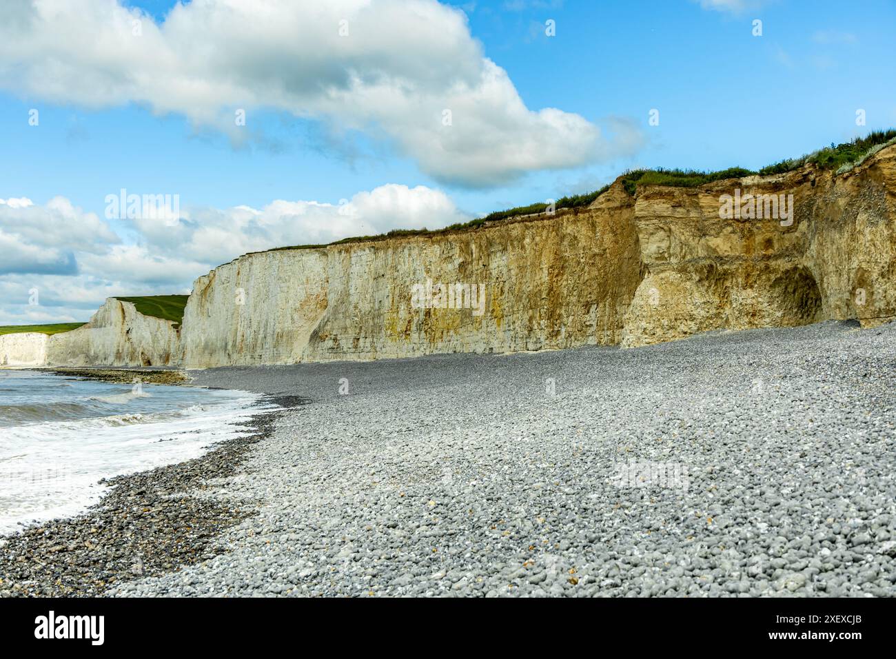 Travelling along the south coast of England between Beachy Head and ...