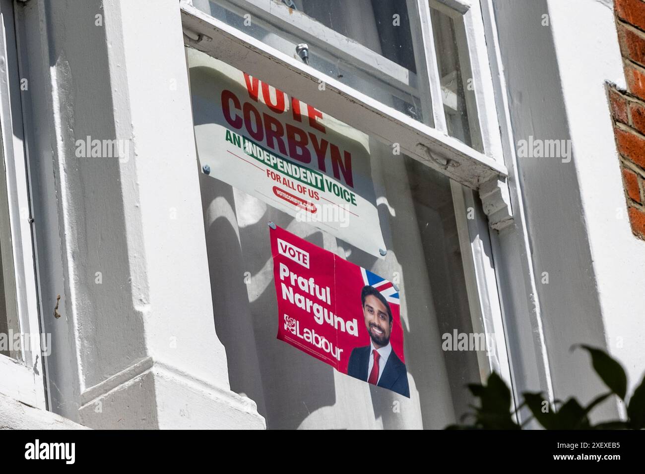 Uk election posters 1983 hi-res stock photography and images - Alamy