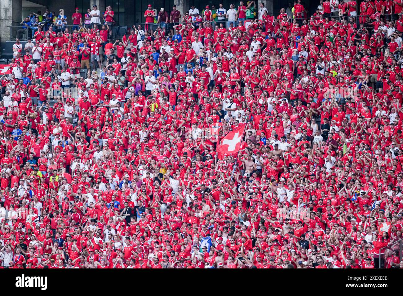 The olympiastadion football crowd hi-res stock photography and images ...