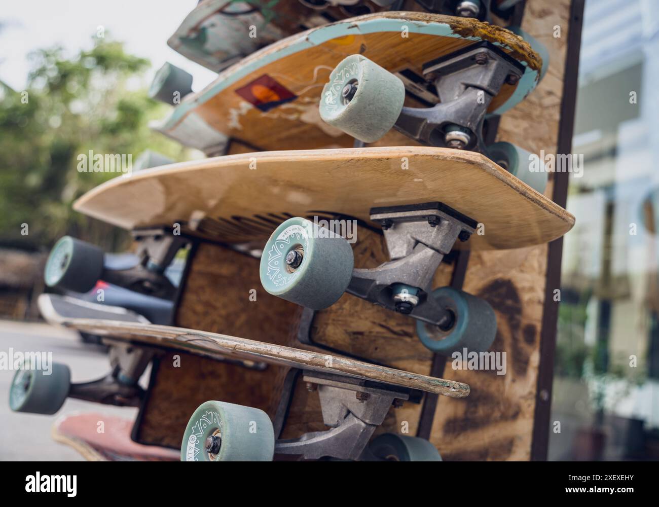 Carve skateboards hi-res stock photography and images - Alamy