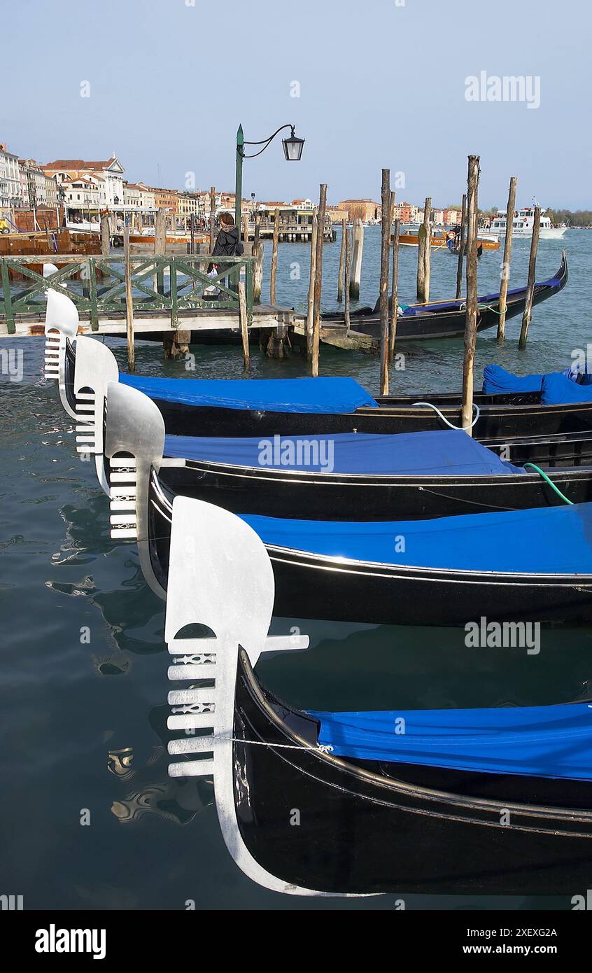 Gondolas lined up hi-res stock photography and images - Alamy
