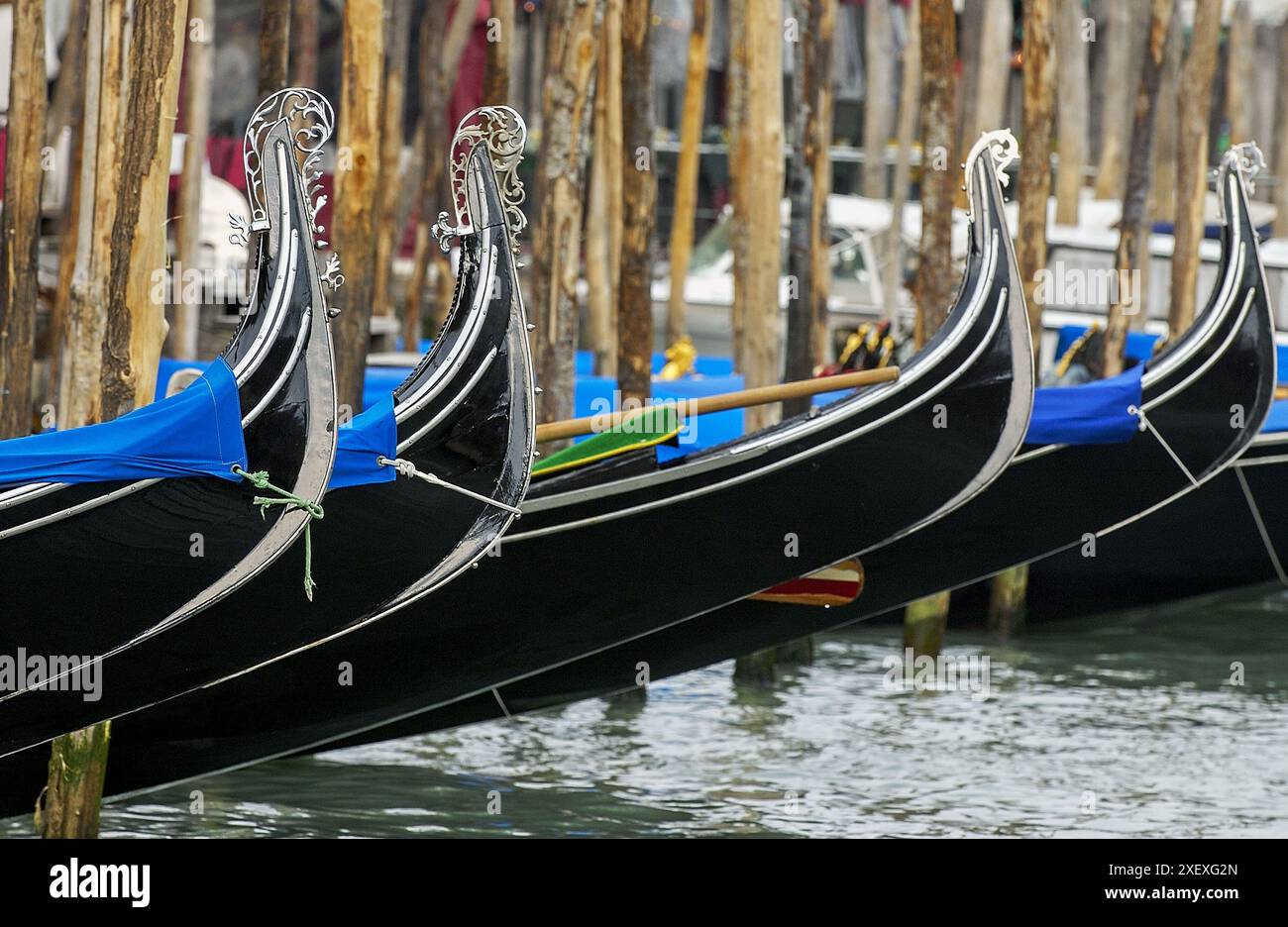 Elegant gondolas hi-res stock photography and images - Alamy