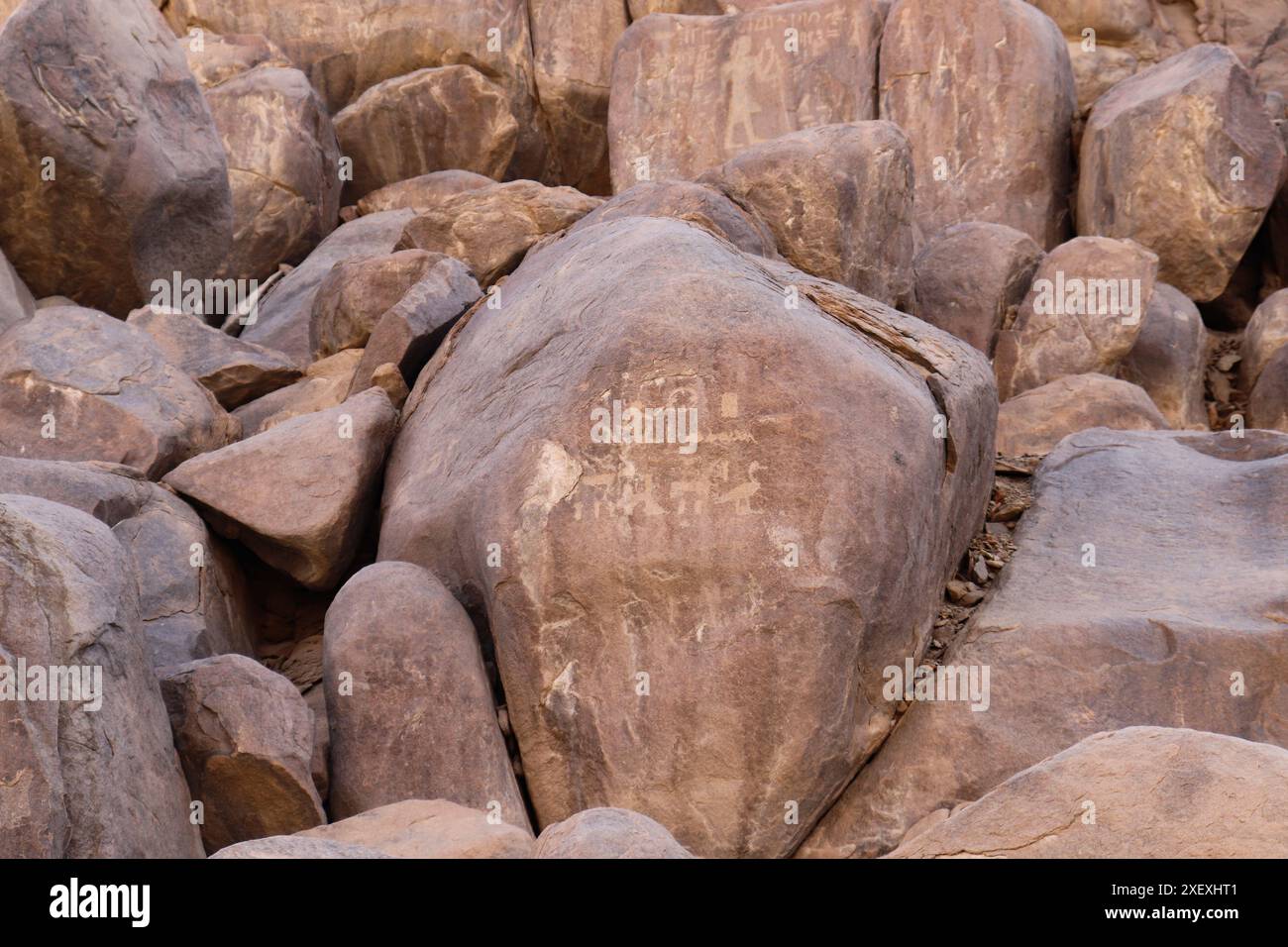 The Famine Stela (ancient egyptian inscriptions written in Egyptian ...