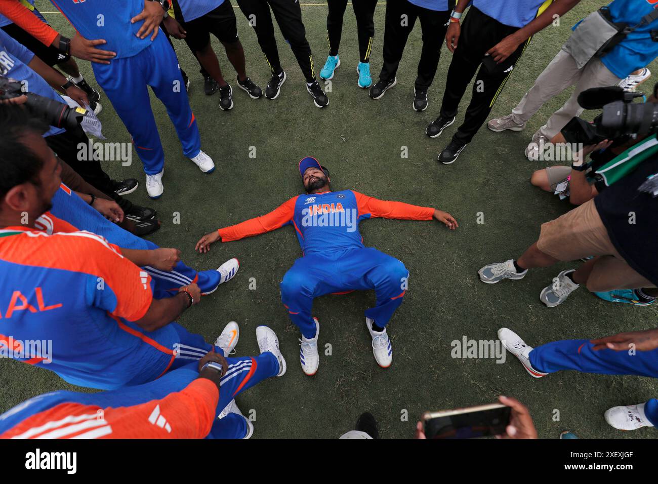Rohit sharma world cup 2024 hi-res stock photography and images - Alamy