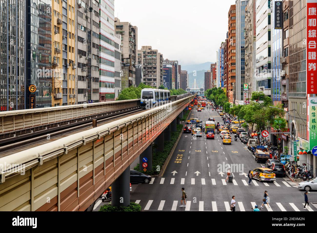 Taipei, Taiwan - April 26, 2019: Train of the Taipei Metro passing ...