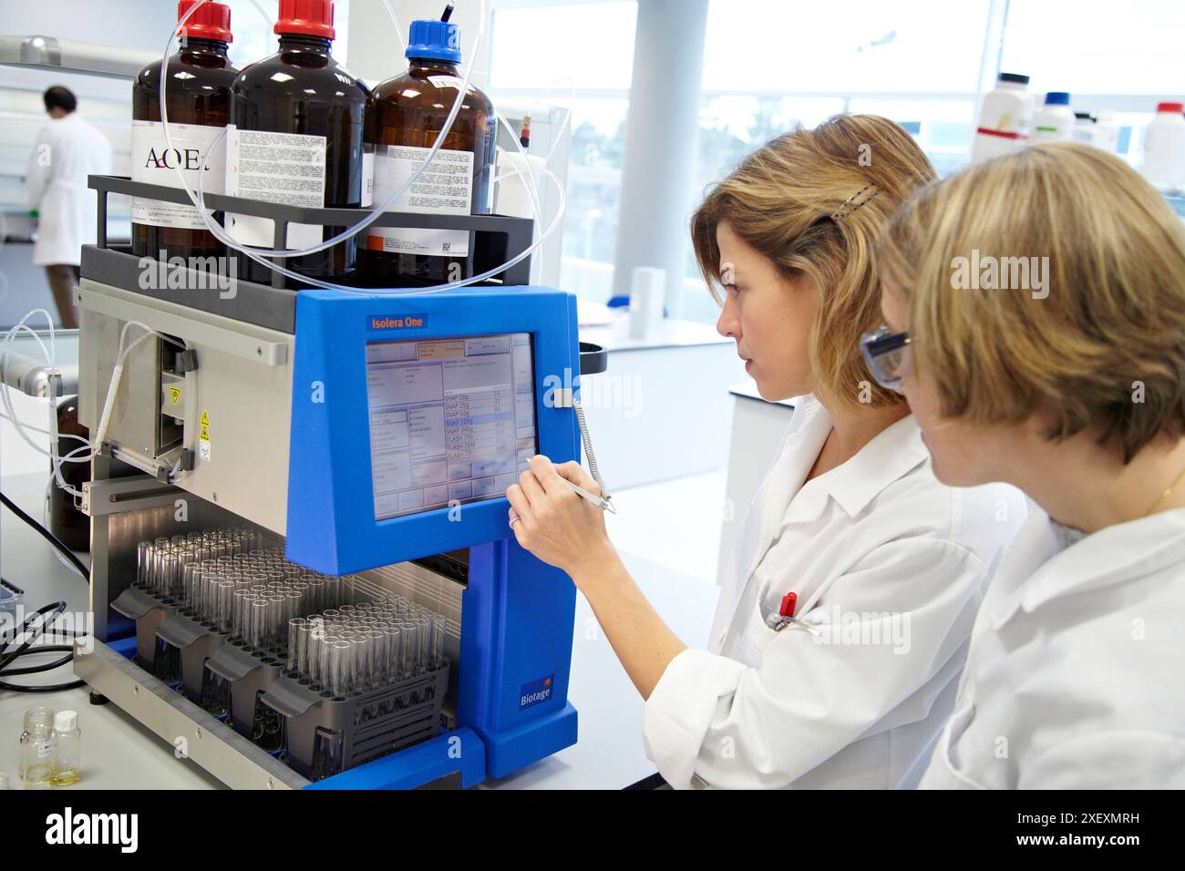 Flash chromatography, method used to purify individual chemical ...