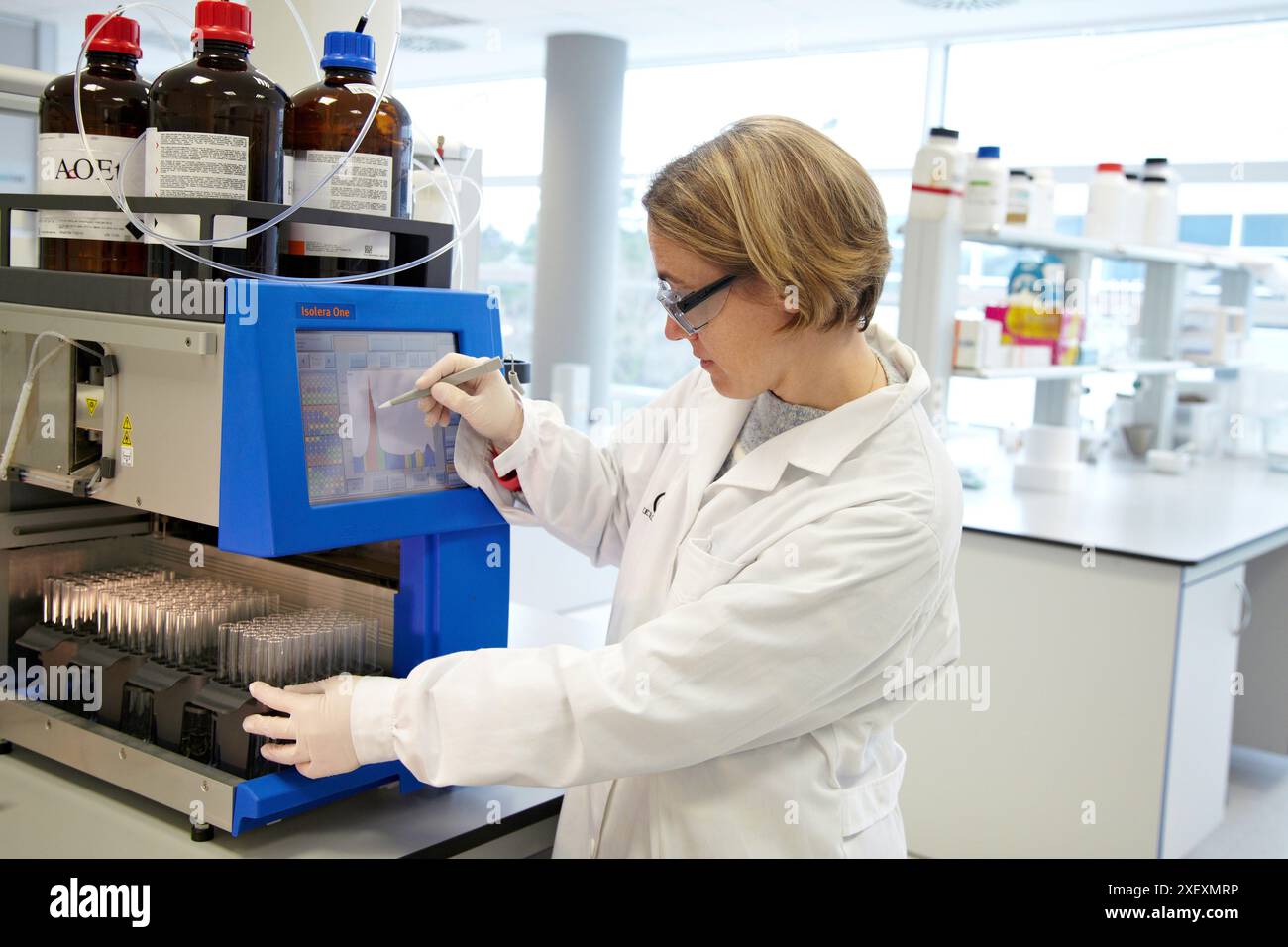 Flash chromatography, method used to purify individual chemical ...