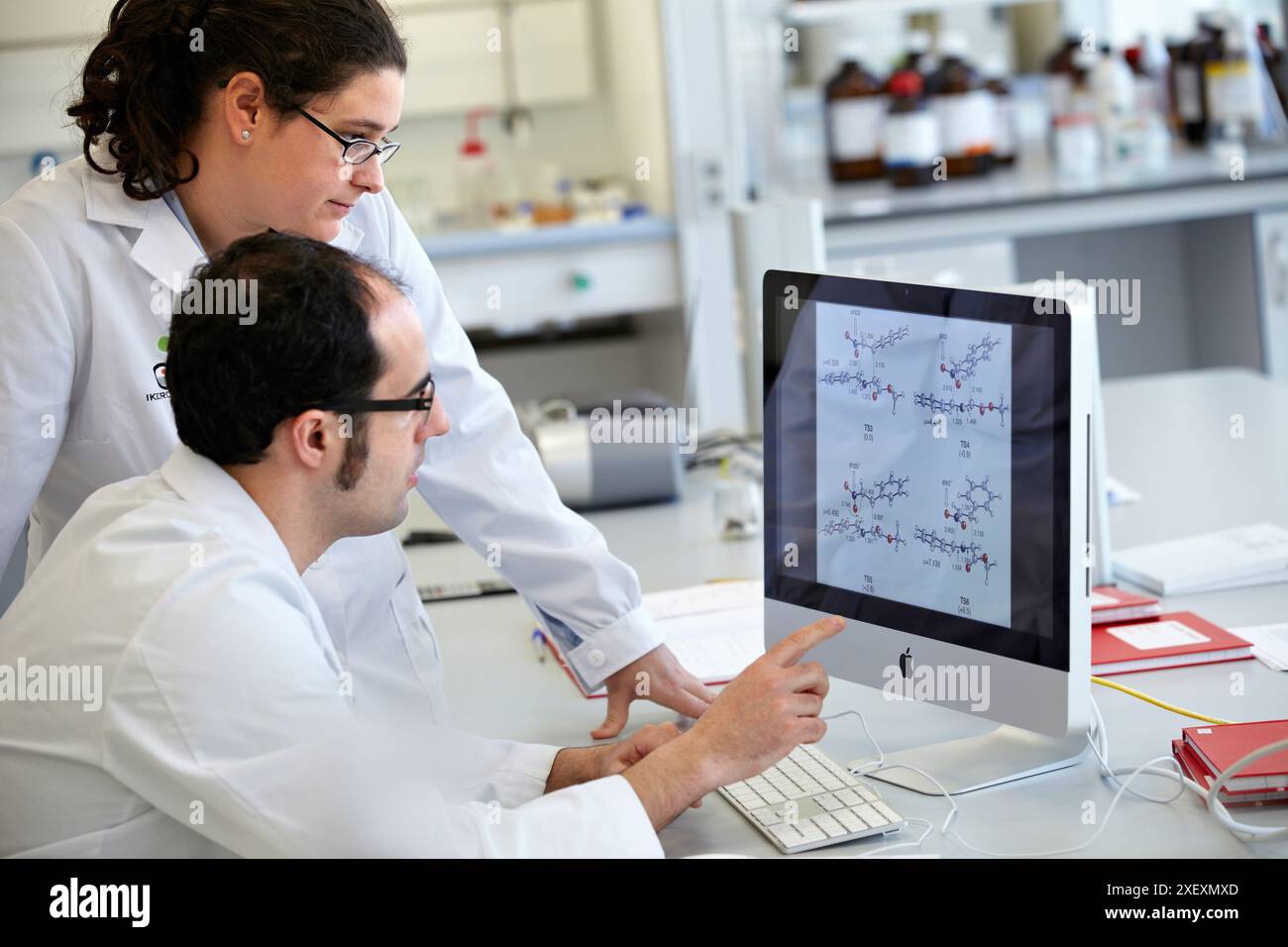 Computational chemistry image hi-res stock photography and images - Alamy