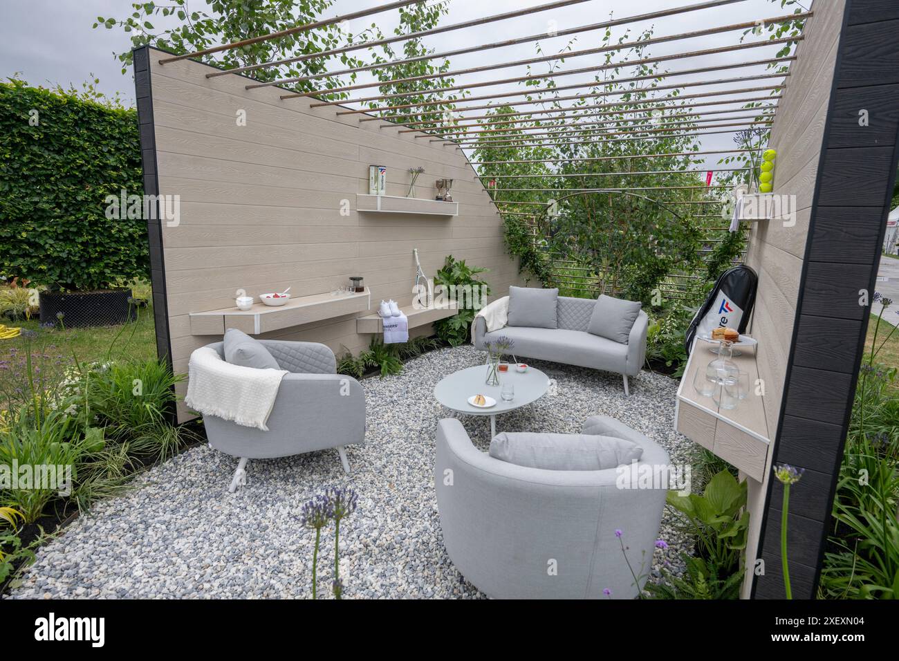 Richmond upon Thames, London, UK. The worlds largest flower show, RHS ...