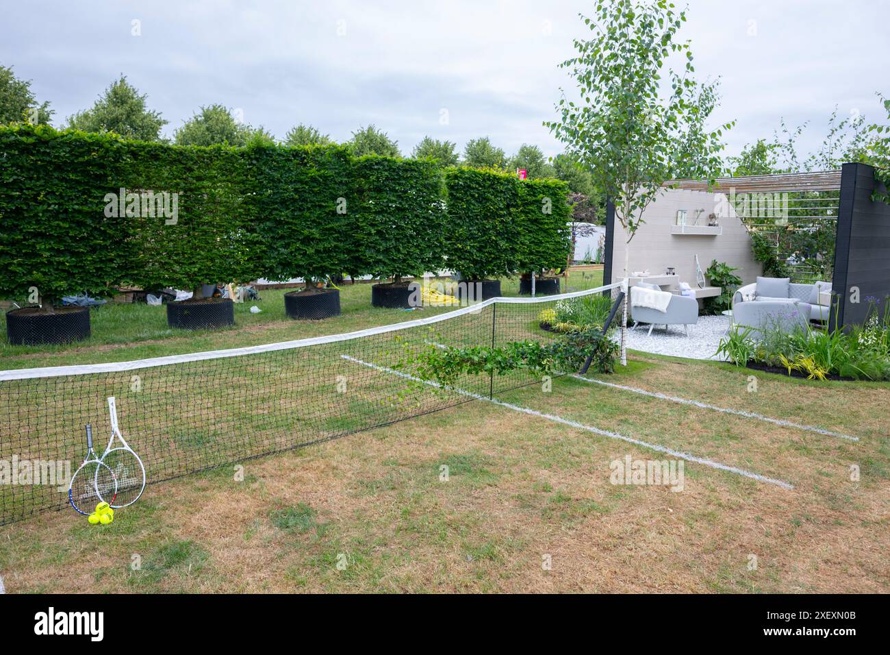 Designed by oliver bond hi-res stock photography and images - Alamy