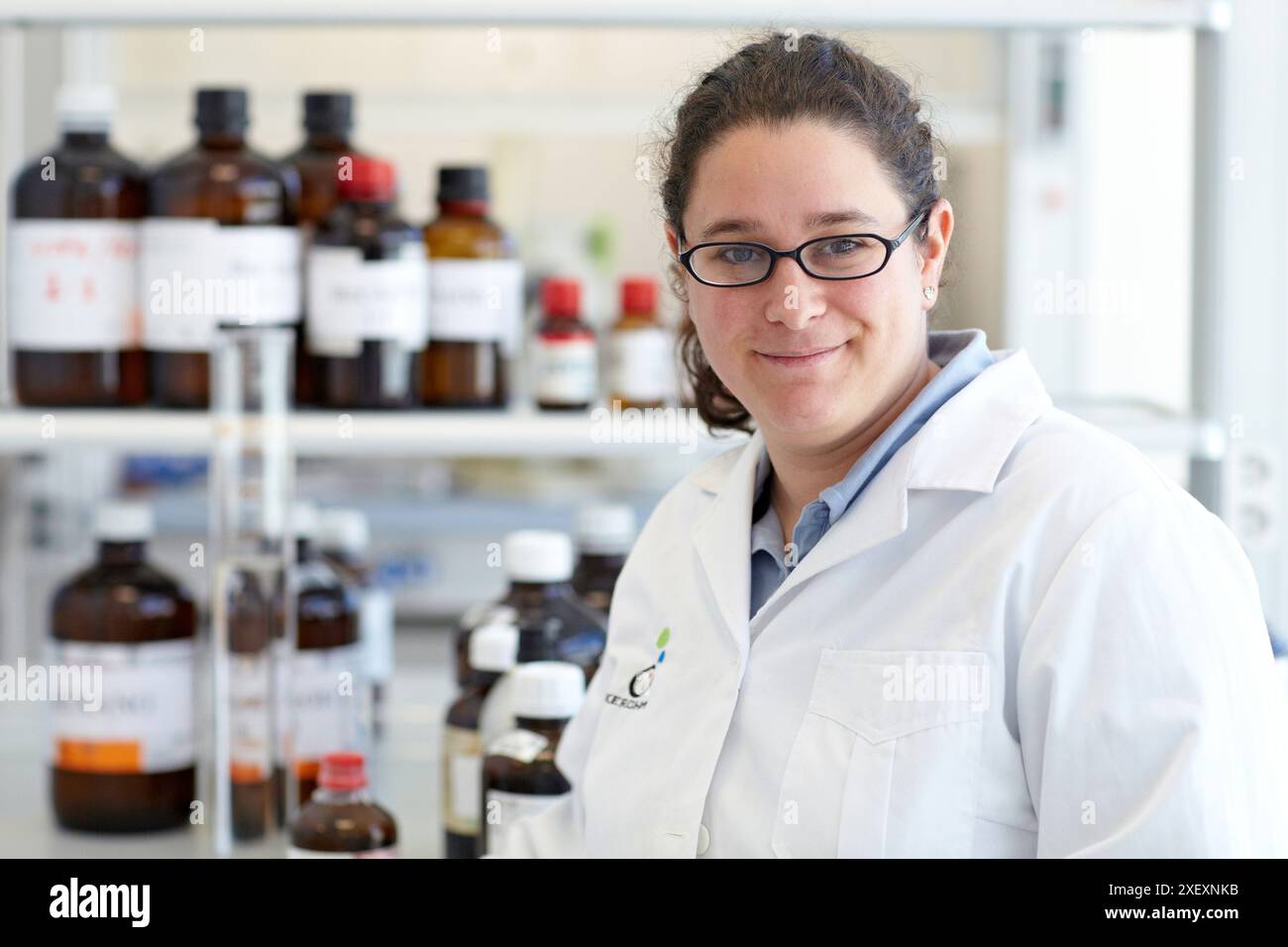 Researcher, synthesis lab, research laboratory, IkerChem research lab ...