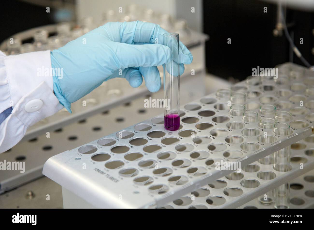Hplc ms hi-res stock photography and images - Alamy
