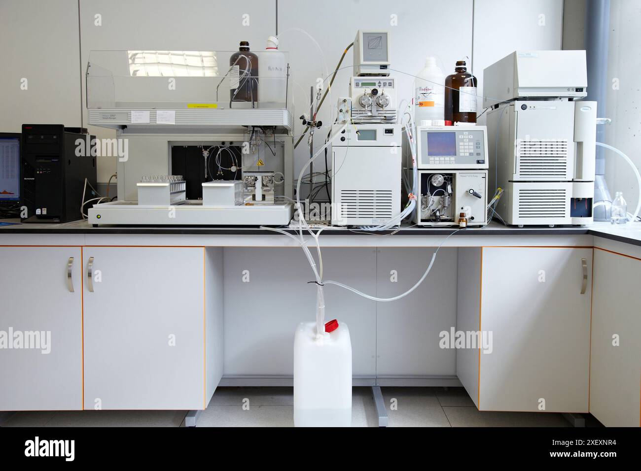 HPLC-MS (High Performance Liquid Chromatography-Mass Spectrometry ...