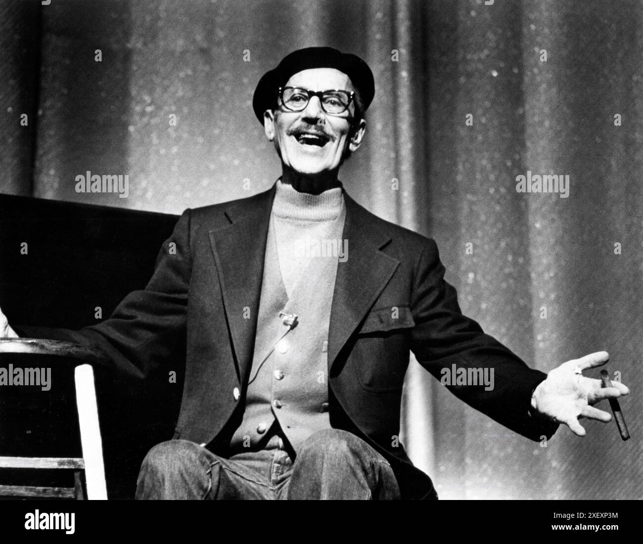 GROUCHO MARX 1972 candid portrait for his one man show publicity for the 2 LP Record AN EVENING ...