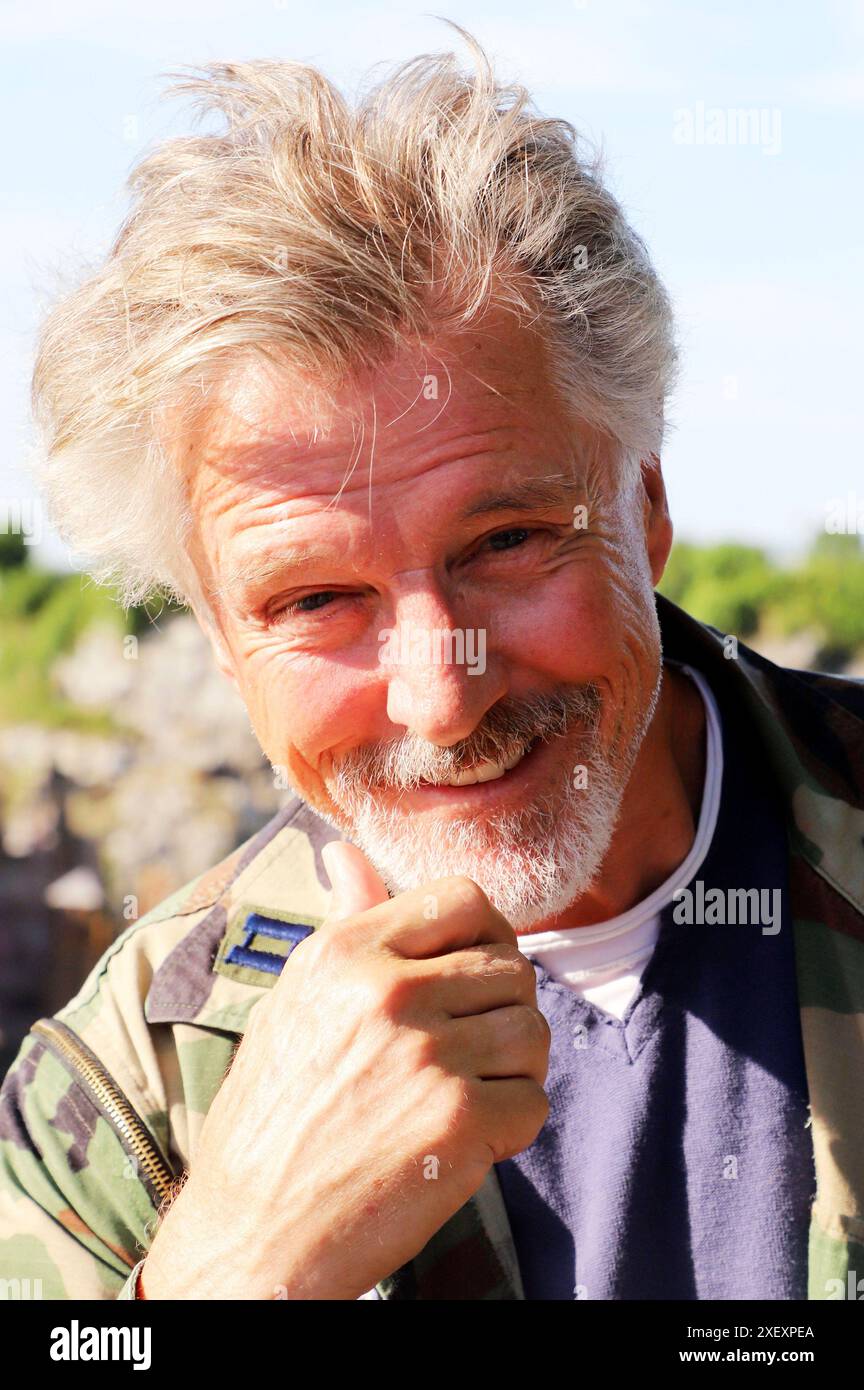 Nick Wilder bei der Premiere von Winnetou II - Ribanna und Old Firehand ...