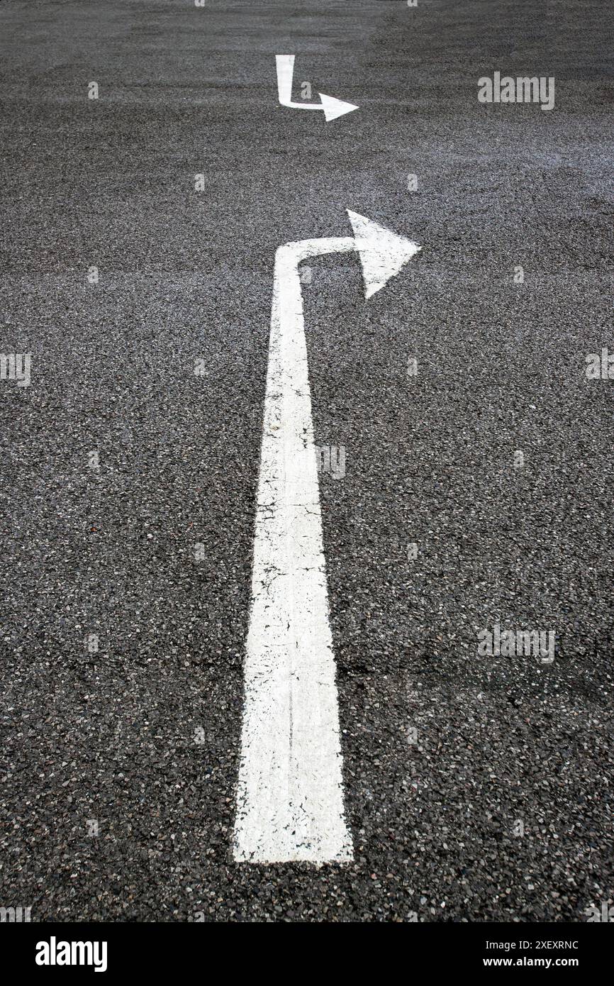 Traffic direction arrows painted on hi-res stock photography and images ... Traffic direction arrows painted on hi-res stock photography and images ...