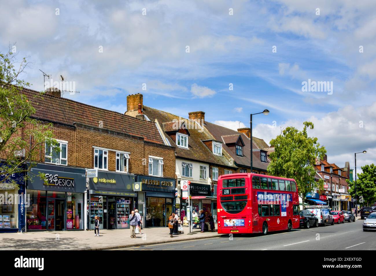 Hillingdon high street hi-res stock photography and images - Alamy