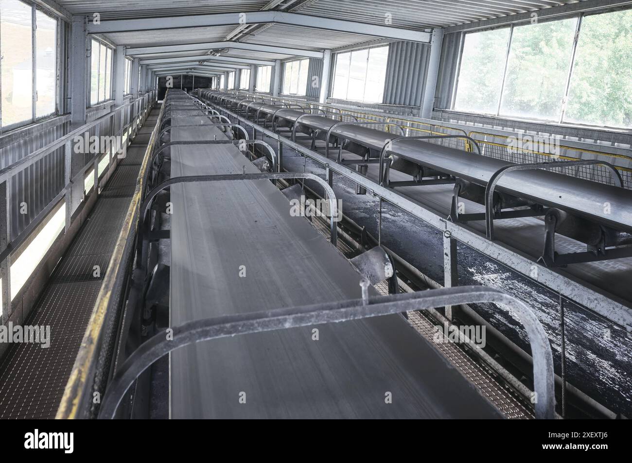 Coal conveyor belt power plant hi-res stock photography and images - Alamy