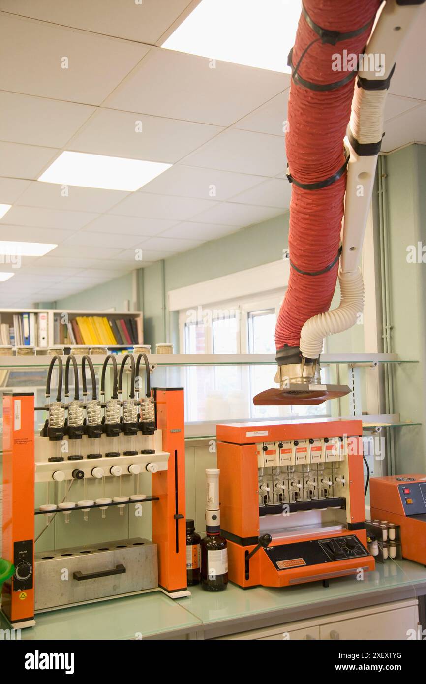 Agri lab hi-res stock photography and images - Alamy