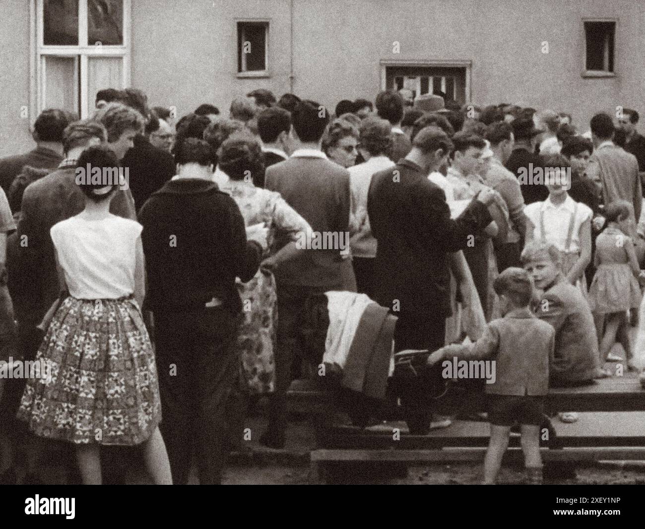 Serie of archivel photos depicts the August 1961 travel ban between ...
