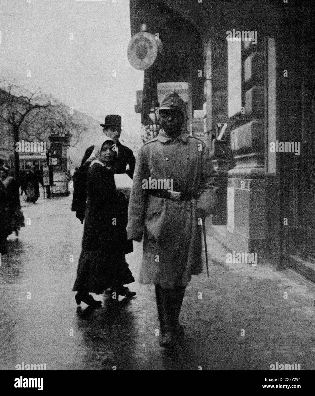 Simon Perris (Ali Mahmud): The only black soldier in the Hungarian army ...