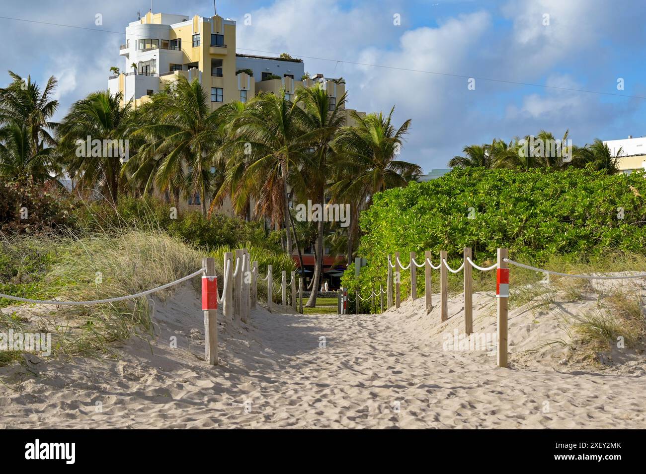 Miami, Florida, USA - 5 December 2023: Sandy path onto Miami South ...