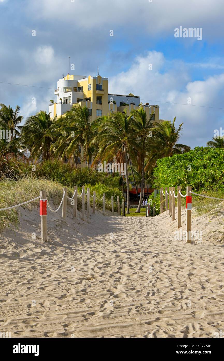 Miami, Florida, USA - 5 December 2023: Sandy path onto Miami South ...