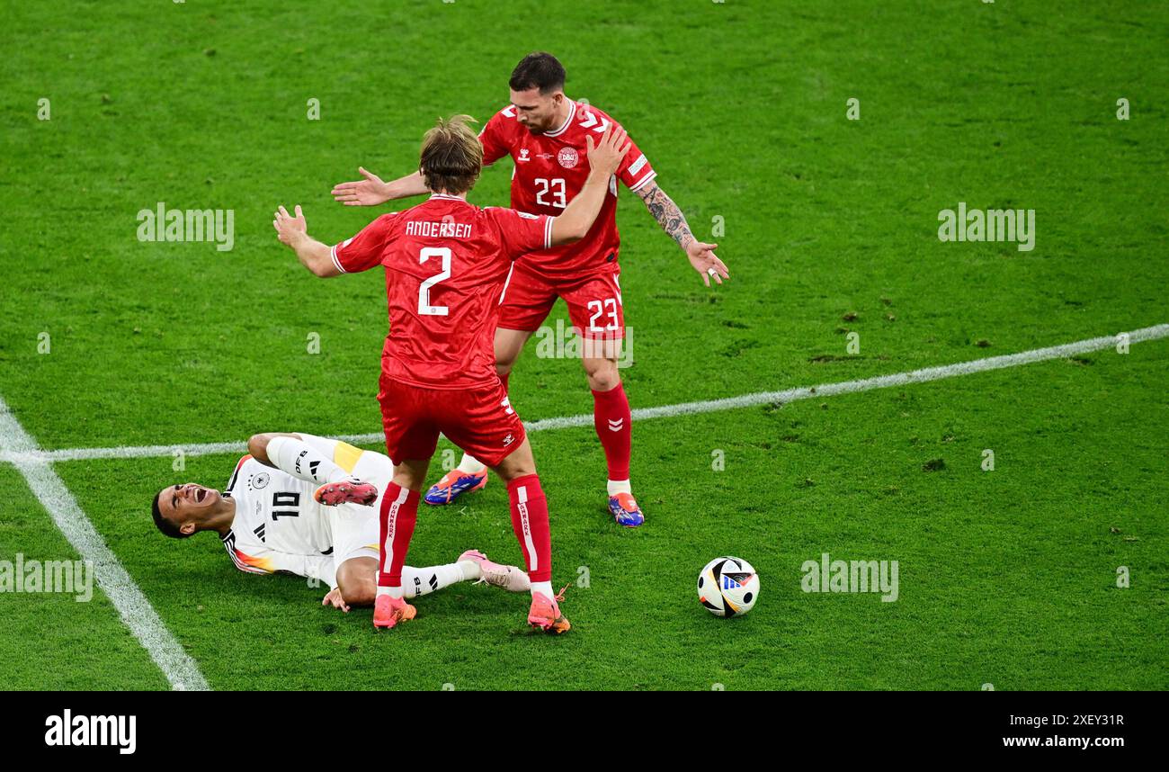 Tribuenenfoto hi-res stock photography and images - Alamy