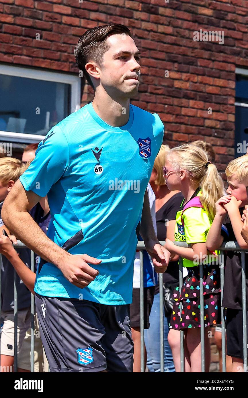 HEERENVEEN, NETHERLANDS - JUNE 29: Bram Rovers of sc Heerenveen during ...
