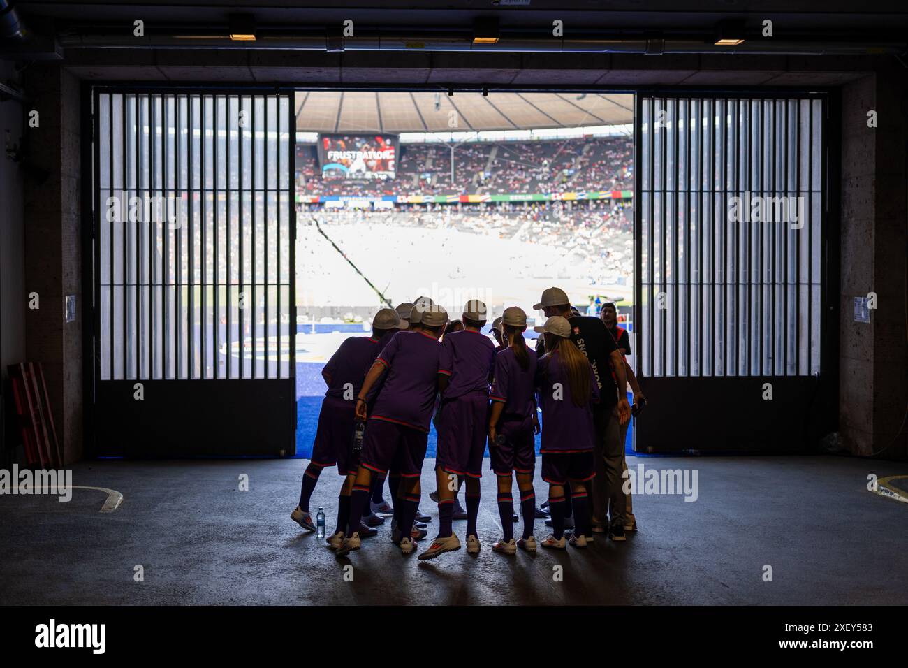 Berlin, Germany. 29th June, 2024. The ball kids unite in a huddle ...