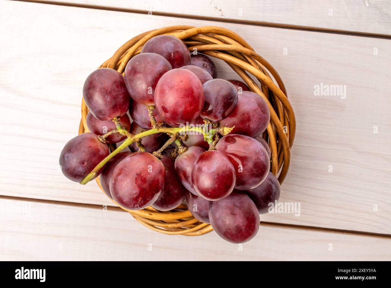 Winery table hi-res stock photography and images - Alamy