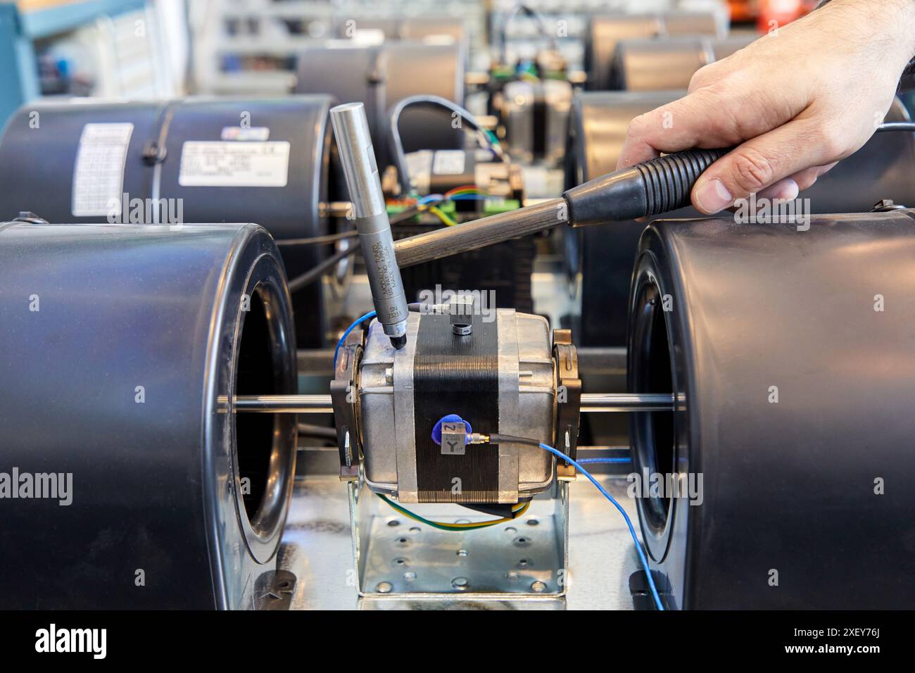 Sensorized and monitored machine for Modal analysis, Vibrational ...