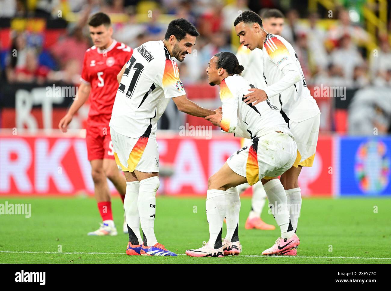 Leroy sane jamal musiala hi-res stock photography and images - Alamy