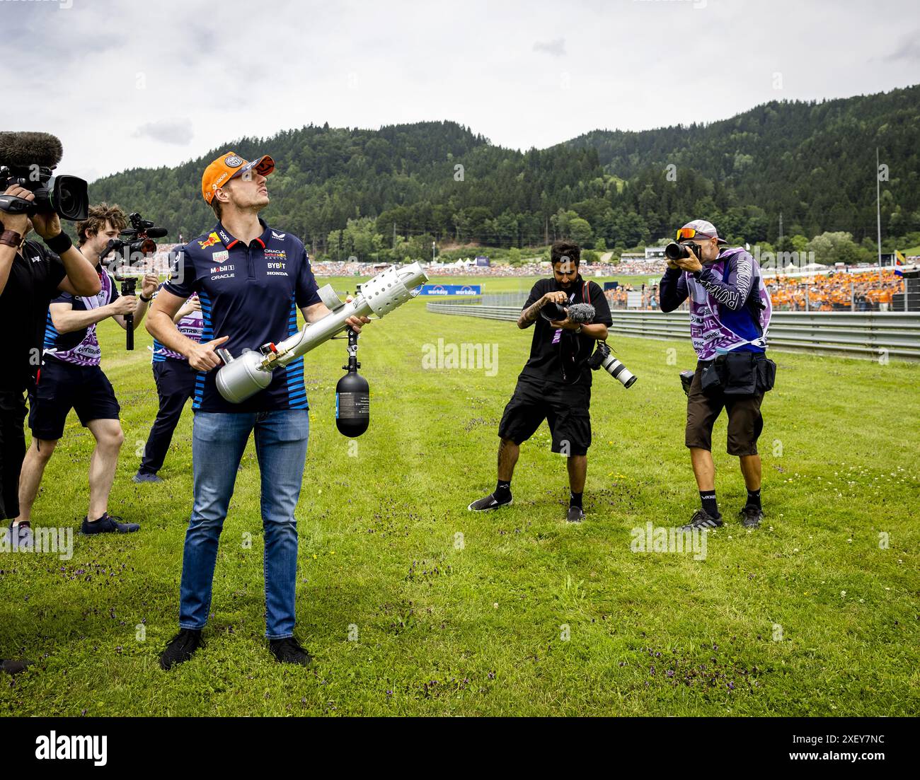 SPIELBERG - Max Verstappen (Red Bull Racing) with the Orange fans prior ...