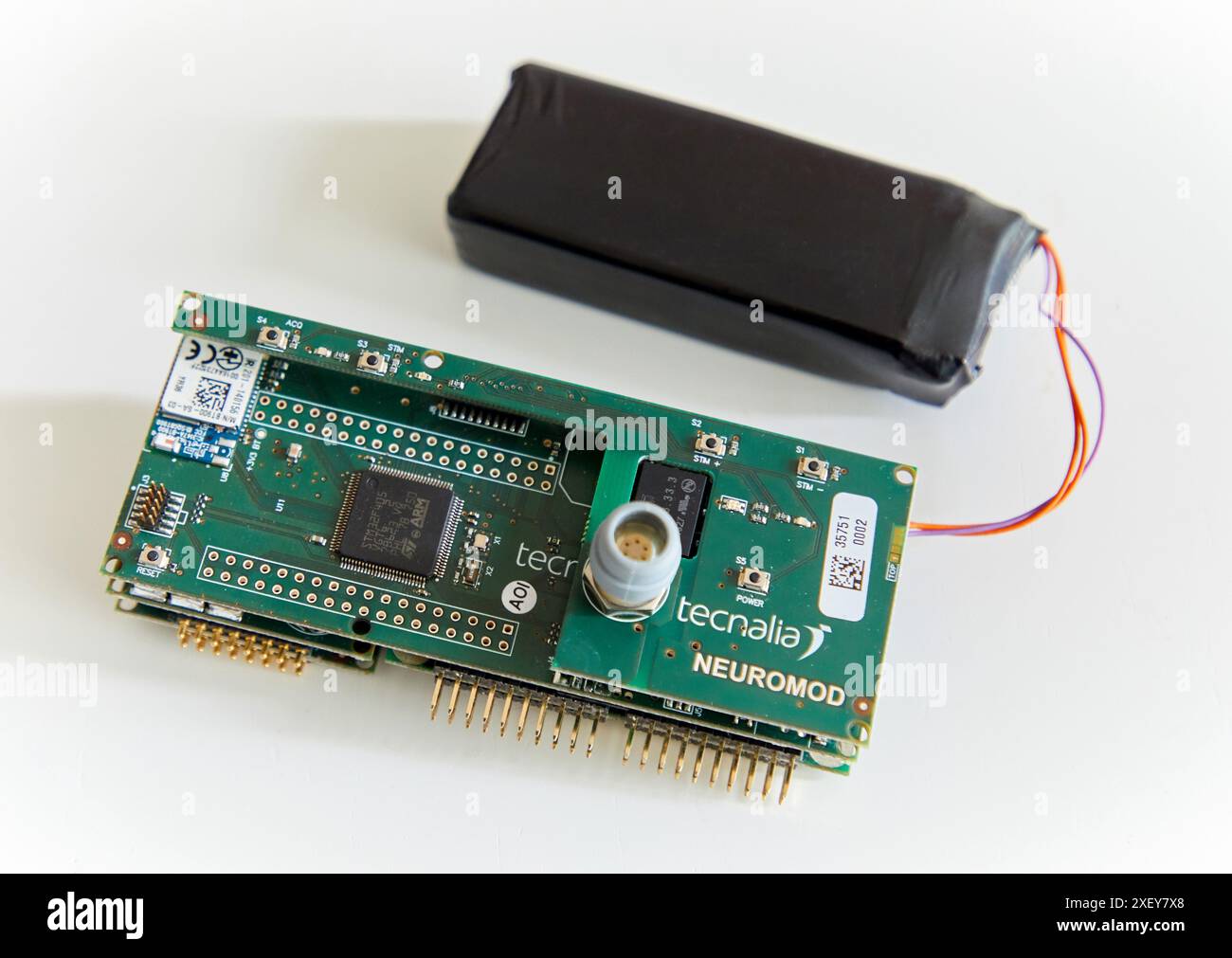 Neuromodulation system in closed loop hi-res stock photography and ...