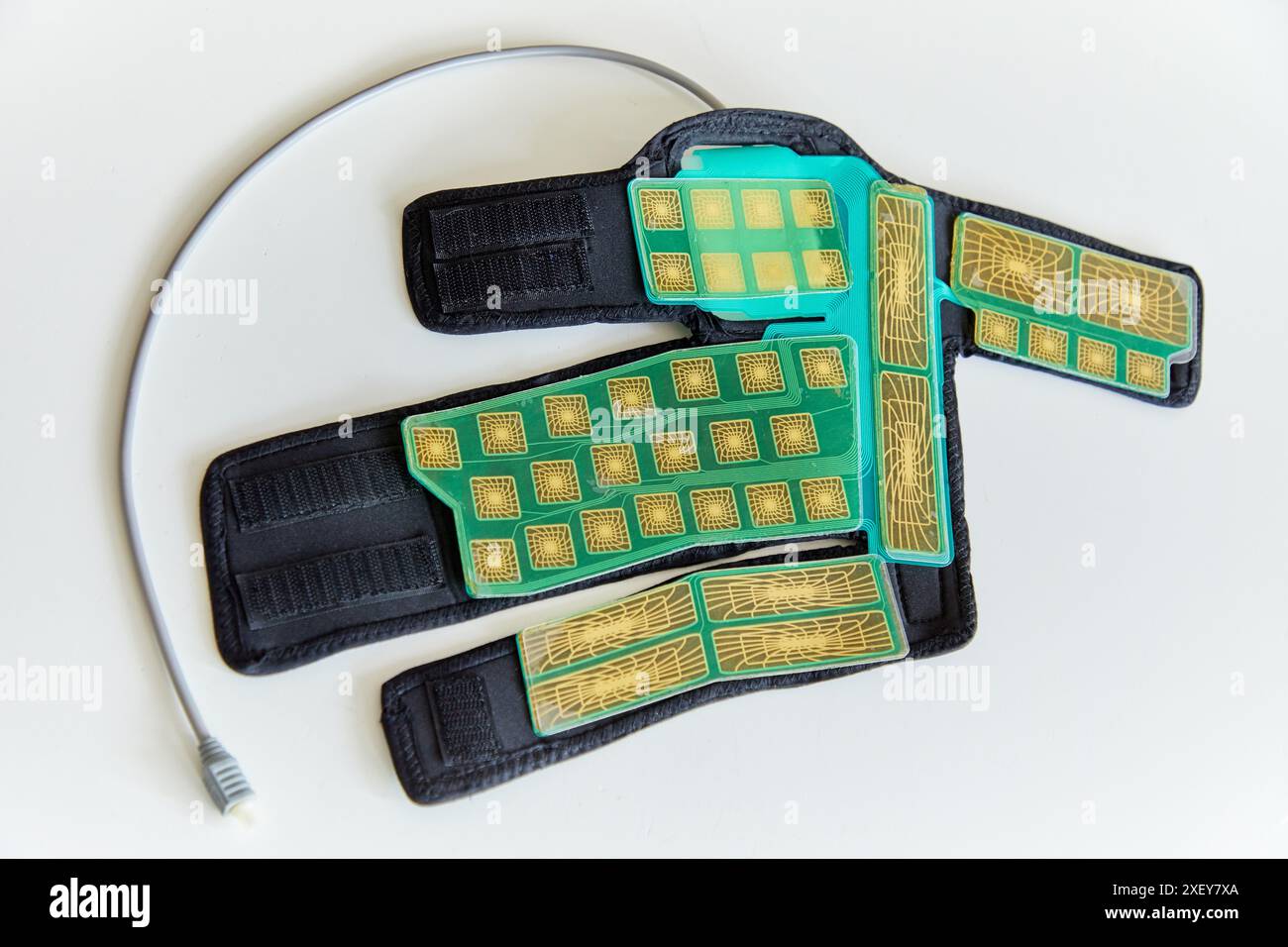 Neuromodulation system in closed loop hi-res stock photography and ...