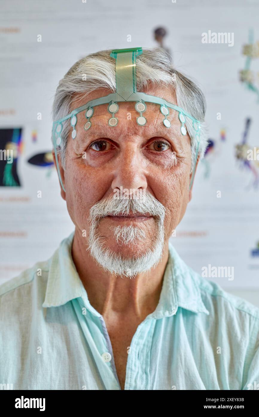 Neuromodulation system in closed loop hi-res stock photography and ...