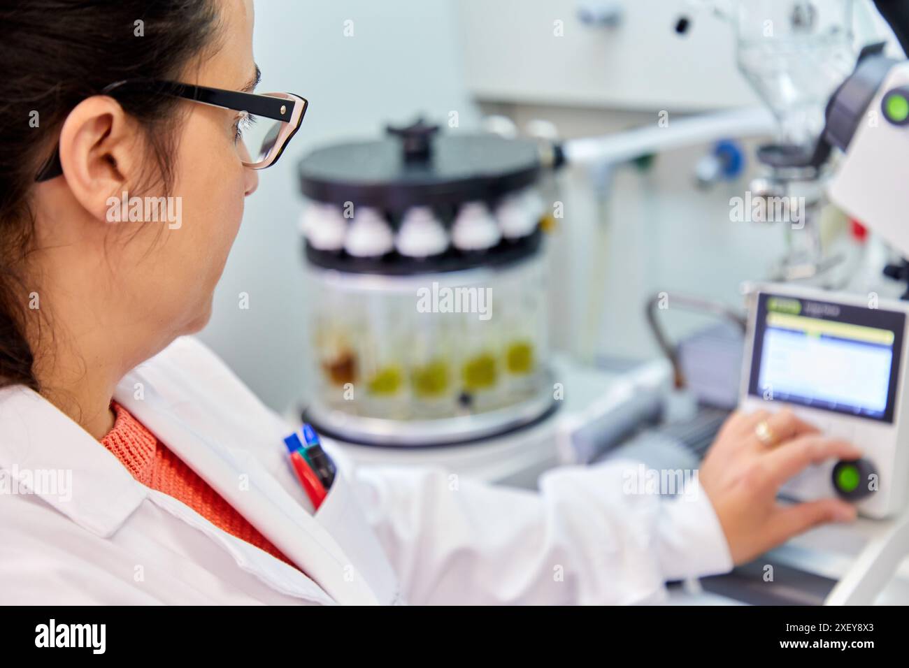 Researcher, Multi-evaporator, Solvent Separation, Gas Showcase ...