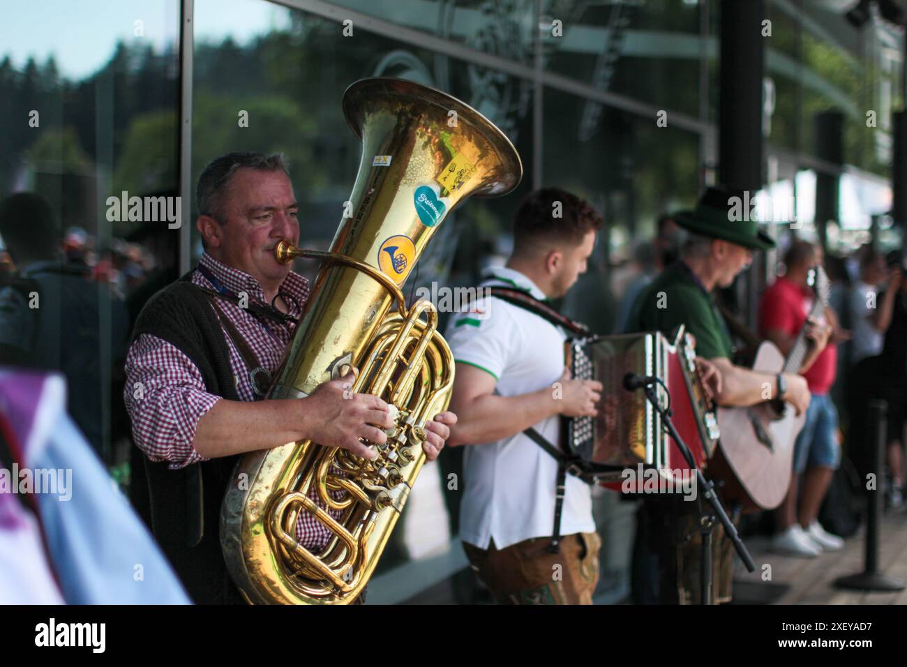track atmosphere during Race day of Formula 1 Qatar Airways Austrian ...