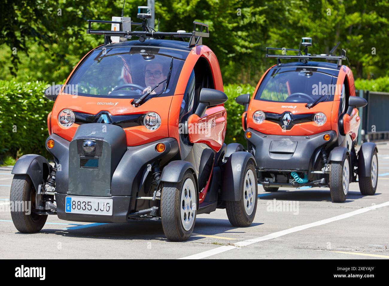 Twizzy, electric vehicle, Researchers work in two electric cars, the ...